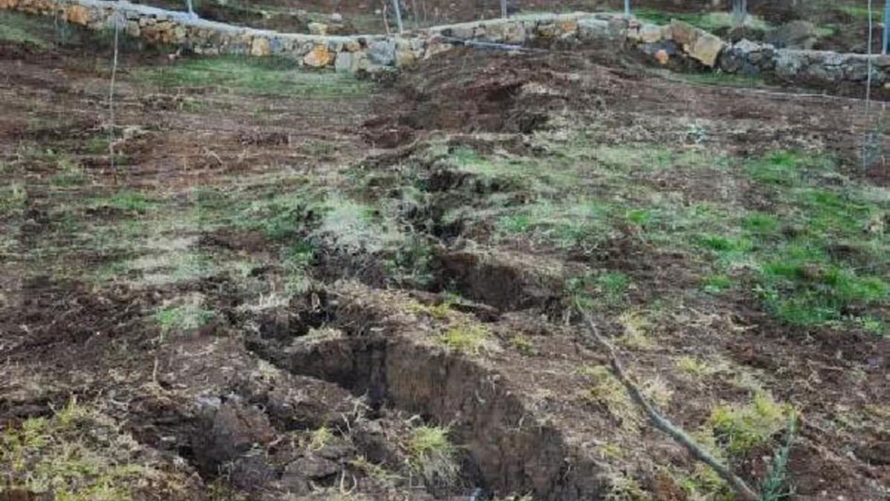 MTA raporu yayınlandı! Yollar, raylar, duvarlar, tarlalar yer ...